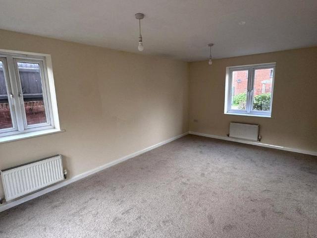 3 bedroom detached house to rent