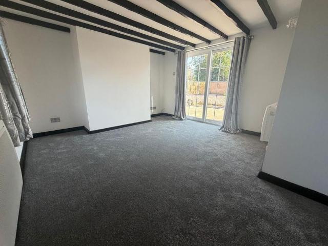 3 bedroom detached house to rent
