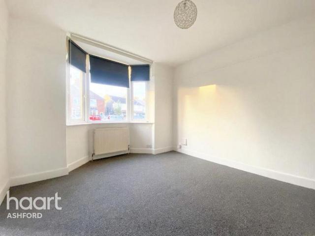 3 bedroom detached house to rent