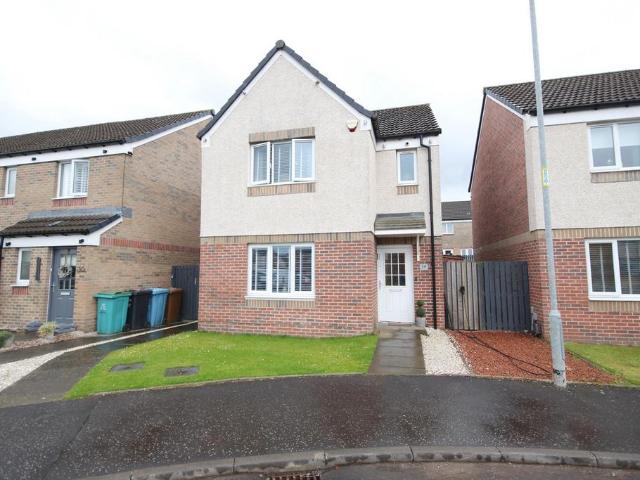 3 bedroom detached house to rent