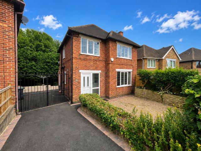 3 bedroom detached house to rent
