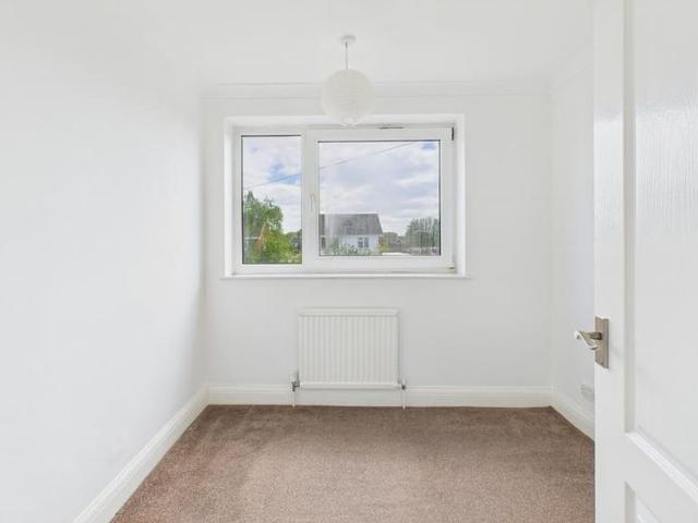 3 bedroom detached house to rent
