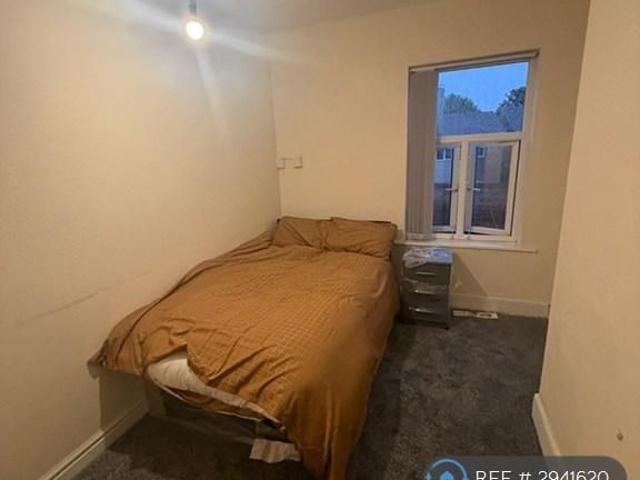 3 bedroom detached house to rent