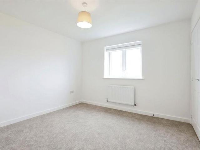3 bedroom detached house to rent