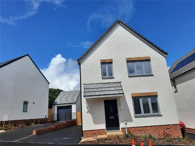 3 bedroom detached house to rent