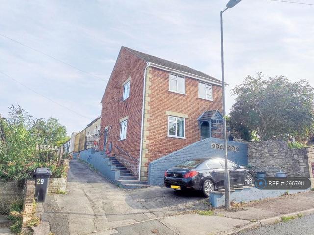 3 bedroom detached house to rent