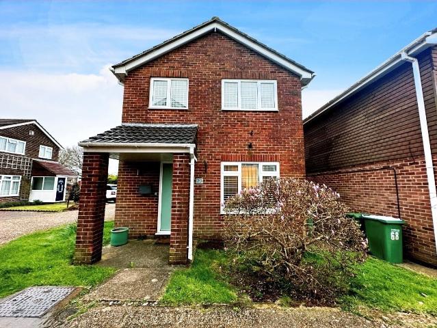 3 bedroom detached house to rent