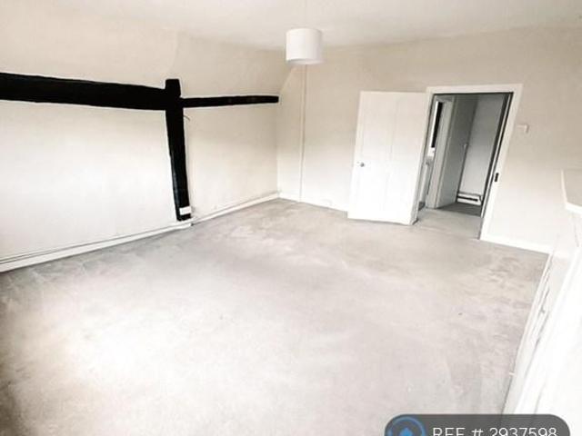 3 bedroom detached house to rent
