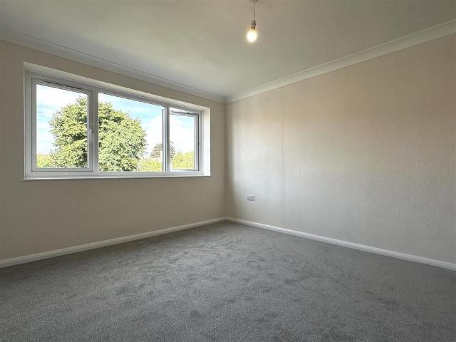 3 bedroom detached house to rent