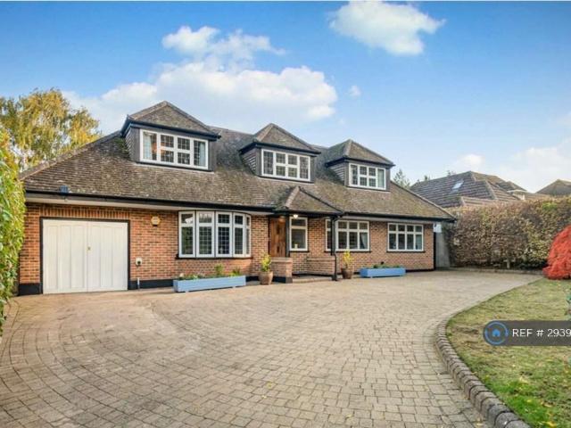 3 bedroom detached house to rent