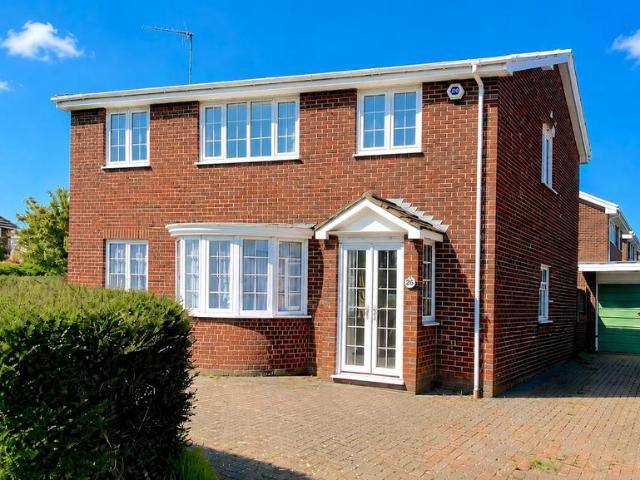 3 bedroom detached house to rent