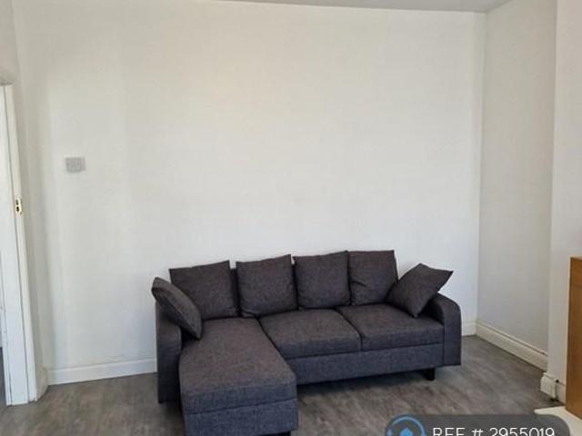3 bedroom detached house to rent