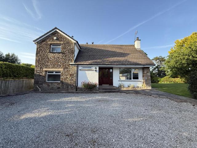 3 bedroom detached house to rent