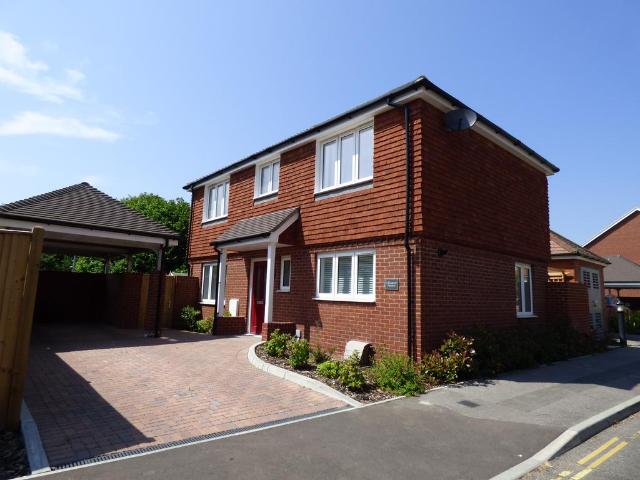 3 bedroom detached house to rent