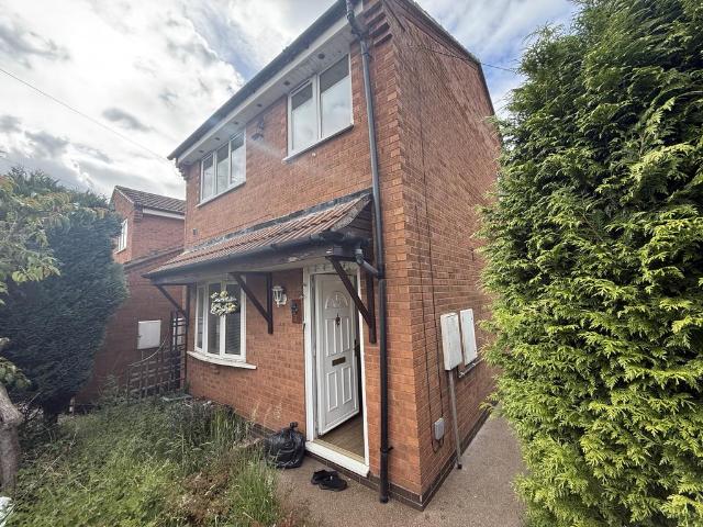 3 bedroom detached house to rent