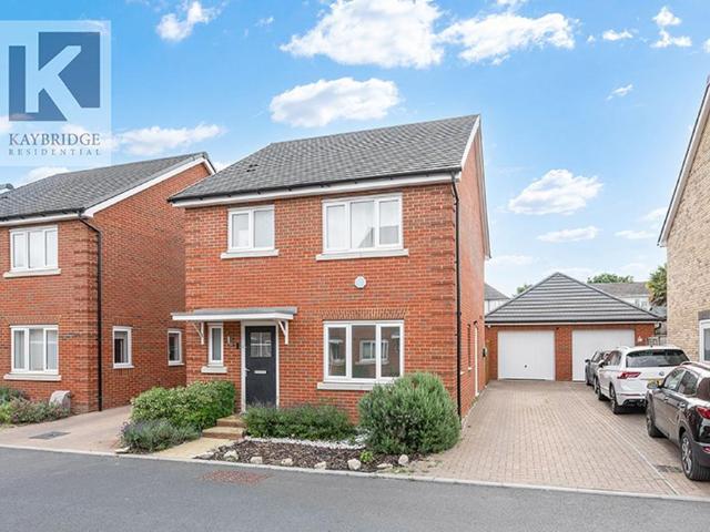 3 bedroom detached house to rent