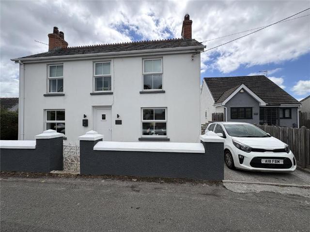 3 bedroom detached house to rent