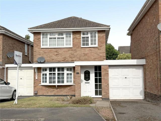 3 bedroom detached house to rent