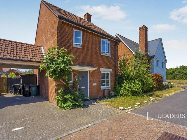 3 bedroom detached house to rent