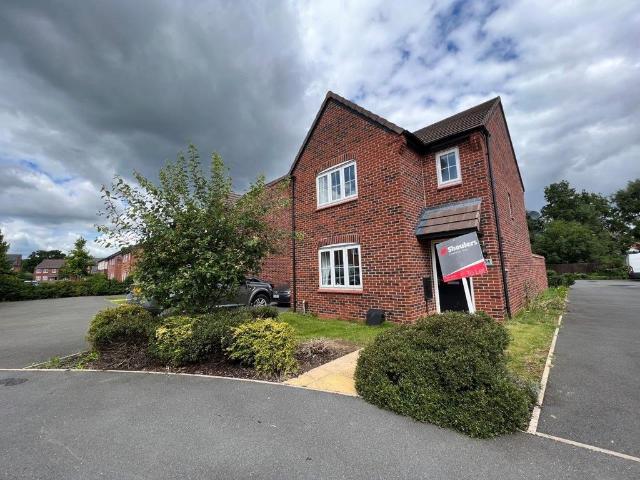 3 bedroom detached house to rent