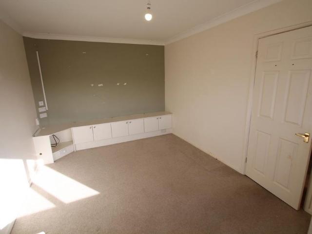 3 bedroom detached house to rent