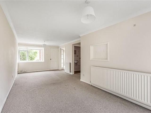 3 bedroom detached house to rent