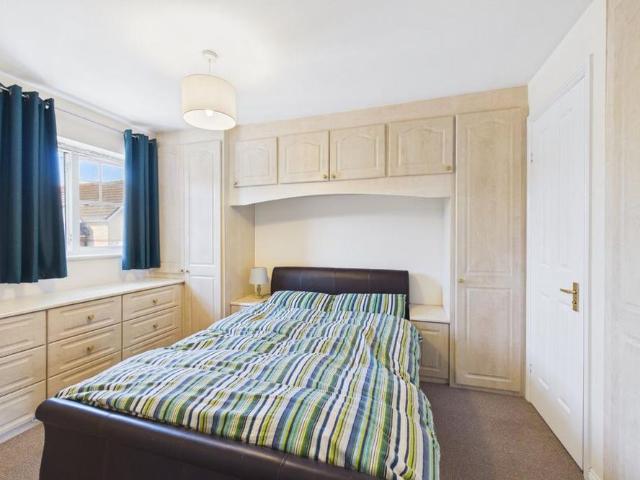 3 bedroom detached house to rent