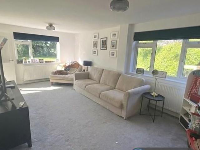 3 bedroom detached house to rent