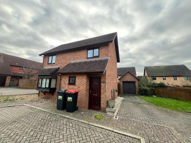 3 bedroom detached house to rent