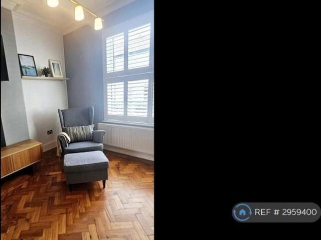 3 bedroom detached house to rent