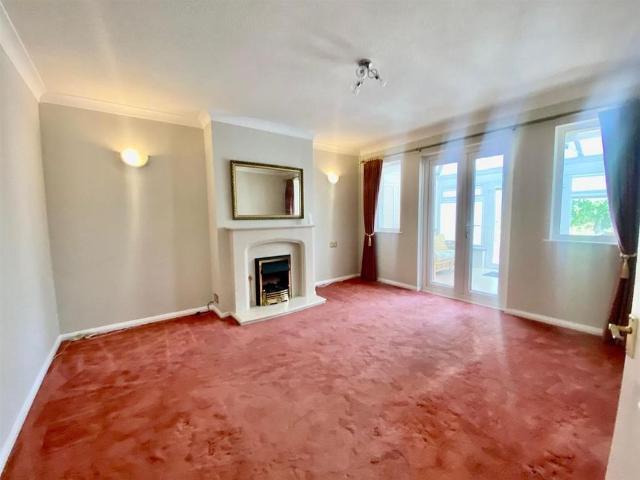 3 bedroom detached house to rent