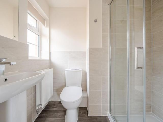 3 bedroom detached house to rent