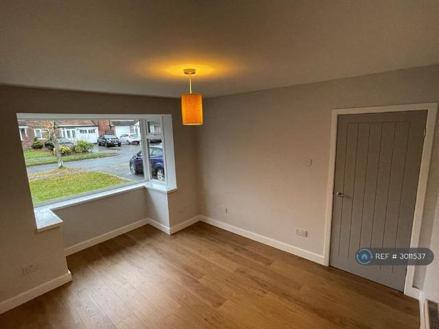 3 bedroom detached house to rent