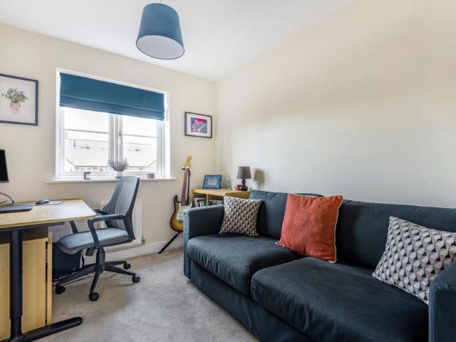 3 bedroom detached house to rent