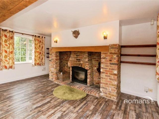 3 bedroom detached house to rent
