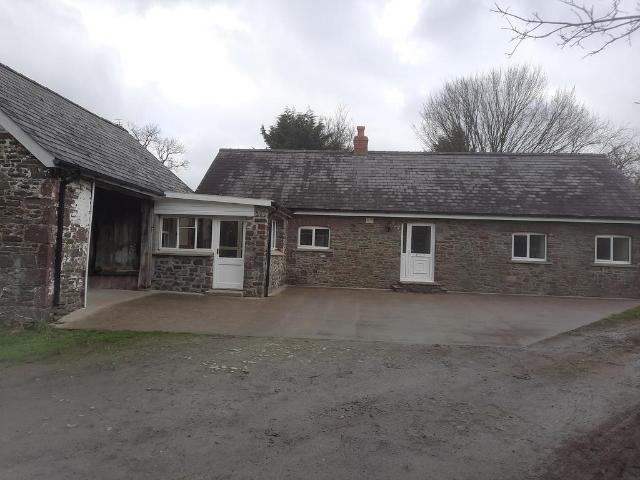 3 bedroom detached house to rent