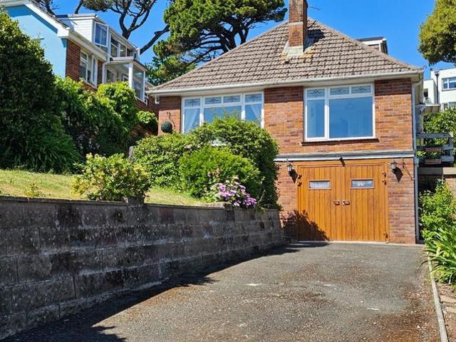 3 bedroom detached house to rent