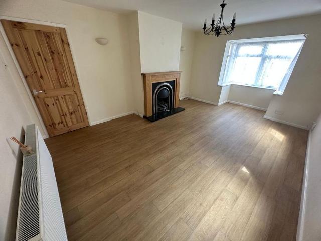 3 bedroom detached house to rent