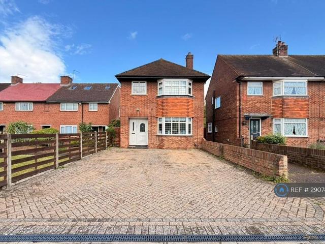 3 bedroom detached house to rent