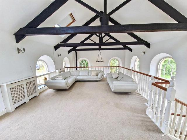 3 bedroom detached house to rent