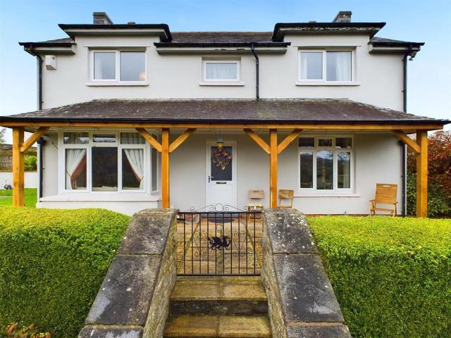 3 bedroom detached house to rent