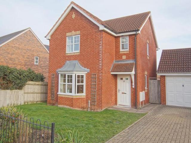 3 bedroom detached house to rent