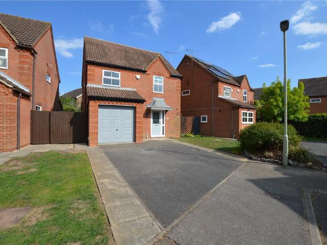 3 bedroom detached house to rent