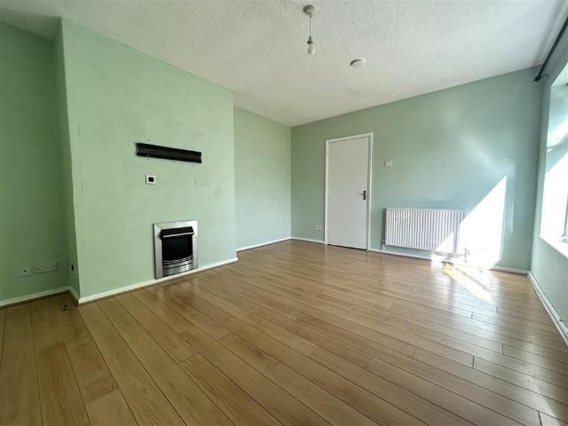 3 bedroom detached house to rent