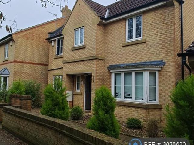 3 bedroom detached house to rent
