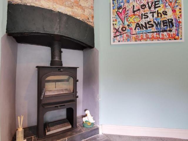 3 bedroom detached house to rent