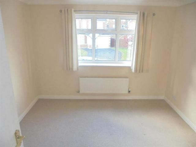 3 bedroom detached house to rent