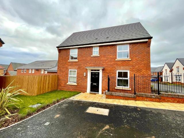 3 bedroom detached house to rent