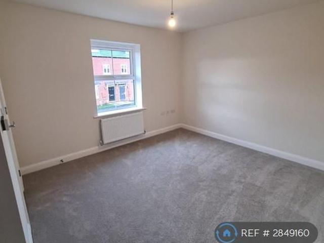3 bedroom detached house to rent