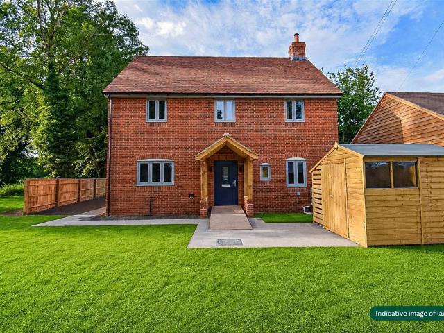 3 bedroom detached house to rent
